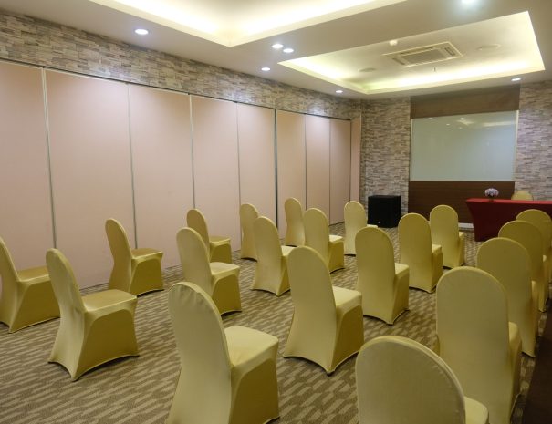 Meeting - D' Bamboo Suites